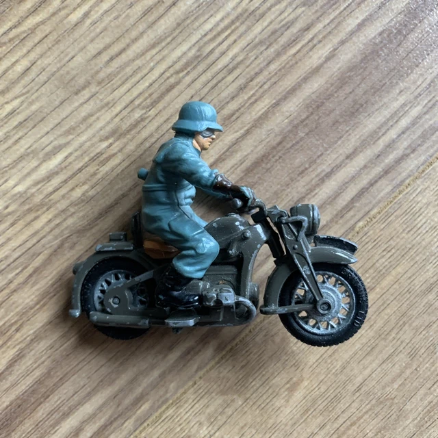 BRITAINS DEETAIL WW2 German BMW Motorcycle & Dispatch Rider £20.87 ...