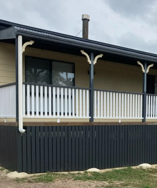 ALUMINIUM BALUSTRADE QUEENSLANDER Vertical Fence Picket Slat SQM Rate ...