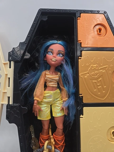 MONSTER HIGH G3 Fearidescent Skulltimate Secrets Cleo De Nile Doll $99. ...