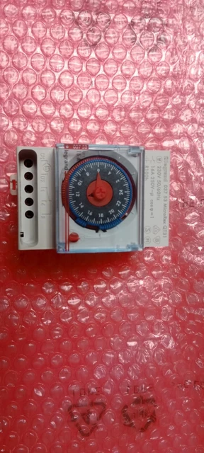 INTERRUPTEUR HORAIRE LEGRAND 037 53 16A 230V MicroRex QT31 Z5 EUR 60,00 ...