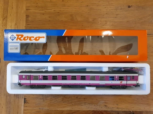 ROCO VOITURE OBB 2eme Classe 44850.2 HO 50 81 20-75 527-9 Bmpz £52.20 ...