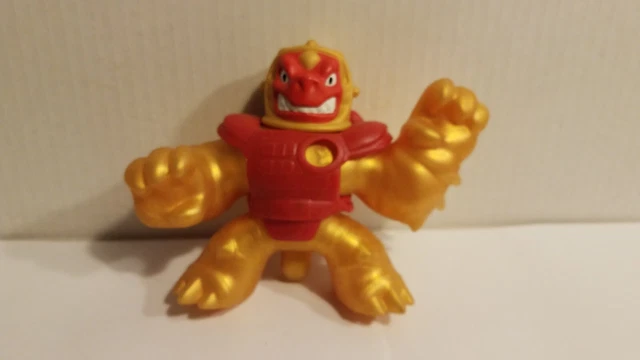 HEROES OF GOO Jit Zu Galaxy Attack Action Figure Sun Fire Blazagon EUR ...