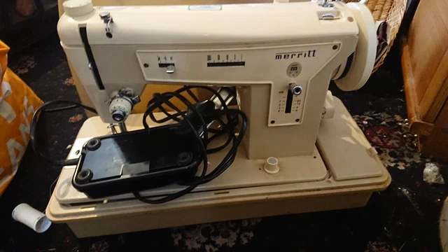 SINGER MERRITT SEWING Machine, Fully Working And Tested, Vintage, Rare ...