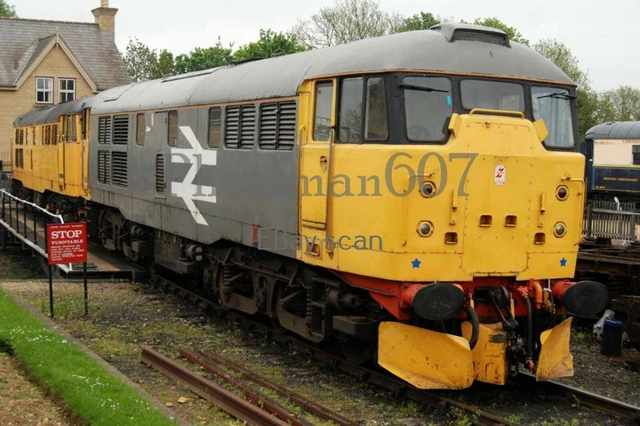 CLASS 31 31108 in BR Railfreight @ Wansford, NVR £0.75 - PicClick UK