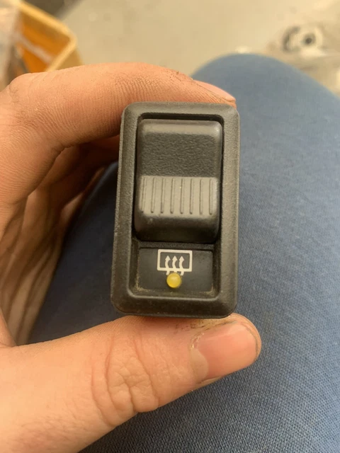 FORD ESCORT MK3 Rear Heated Windscreen Switch S1 RS Turbo RS1600i XR3i ... FORD ESCORT MK3 Rear Heated Windscreen Switch S1 RS Turbo RS1600i XR3i ...