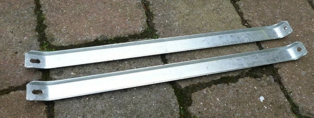 LAND ROVER REAR Wing STAY BRACKETS x2 Galvanized 332521 Series 2 2a S2a ...