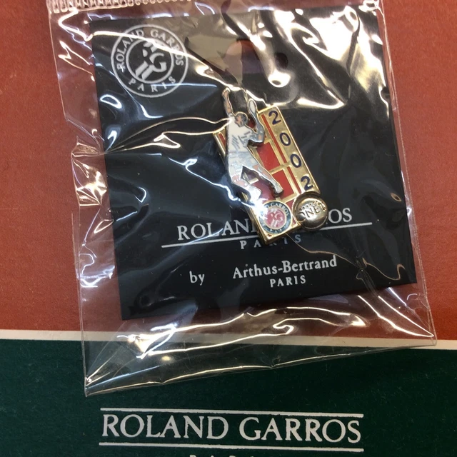 PIN'S FOLIES **** Roland Garros Arthus Bertrand Onet 2002 Doré EUR 2,50 - PicClick FR