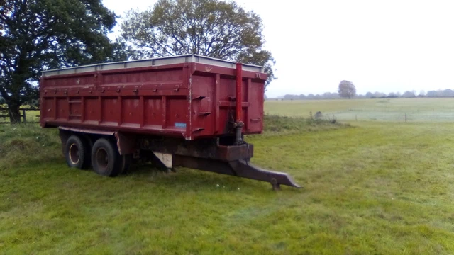 ALUMINIUM EX LORRY body - used agricultural farm tipping trailer £1,900 ...