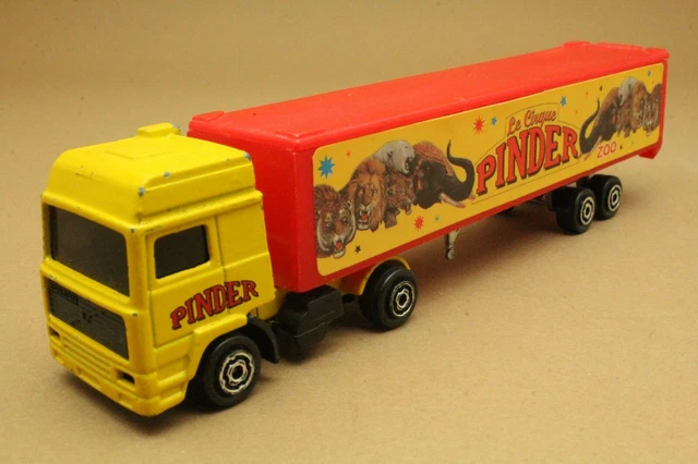 CAMION VOLVO SEMI "Le Cirque PINDER" - MAJORETTE - Made in Thaïlande ...