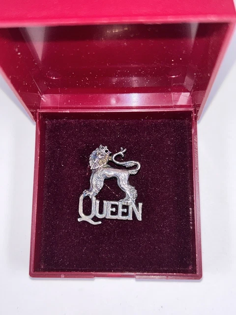 QUEEN FREDDIE MERCURY Badge Pin Solid Silver Official Fan Club ...