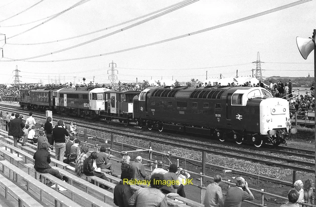 RAILWAY PHOTO - Class 55 BR Blue Rainhill Deltic And Friends - 55 015 ...