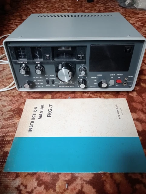 YAESU MUSEN FRG-7 BCL Shortwave Ham Radio Communications Receiver With ...
