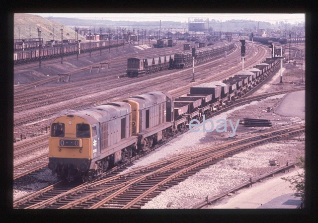 ORIGINAL 35MM SLIDE- Class 20's - 20195 & 20073 w/ ballast at Toton on ...