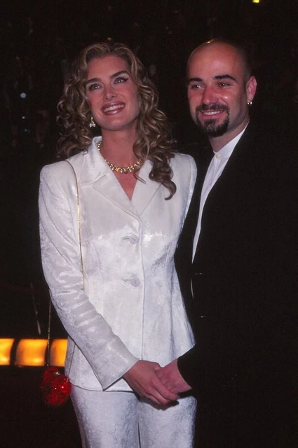DIA BROOKE SHIELDS und Andre Agassi 1997 KB-format Fotograf P18-5-1-4 ...