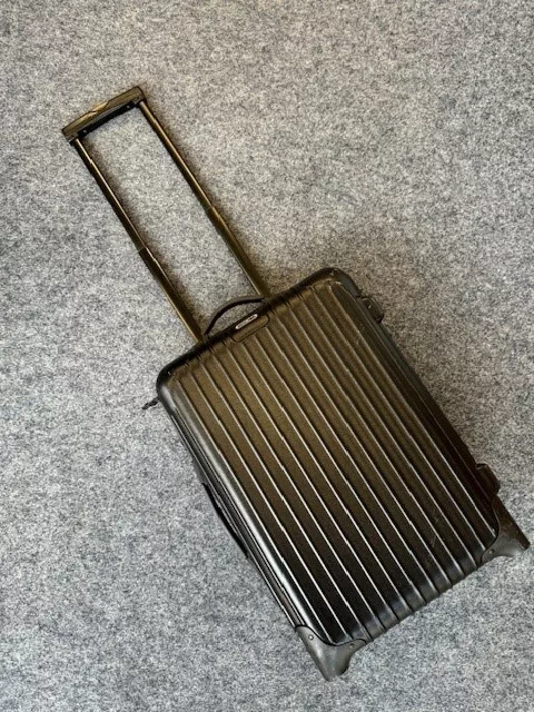 RIMOWA SALSA S Trolley Cabin Trolley Koffer Schwarz 2 Rollen EUR 152,00 ... RIMOWA SALSA S Trolley Cabin Trolley Koffer Schwarz 2 Rollen EUR 152,00 ...