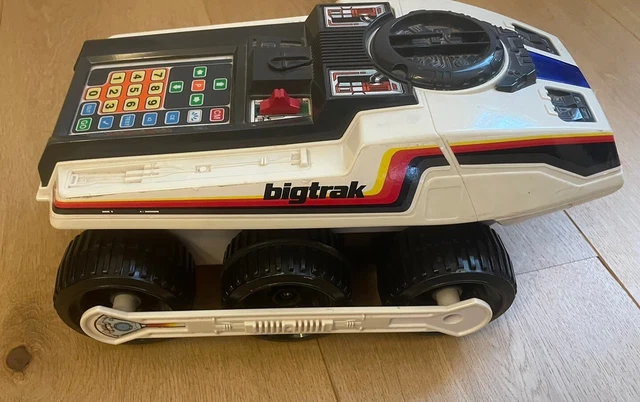 BIGTRAK PROGRAMMABLE ELECTRONIC Vehicle Big Trak Track Toy 2010 £15.00 ...