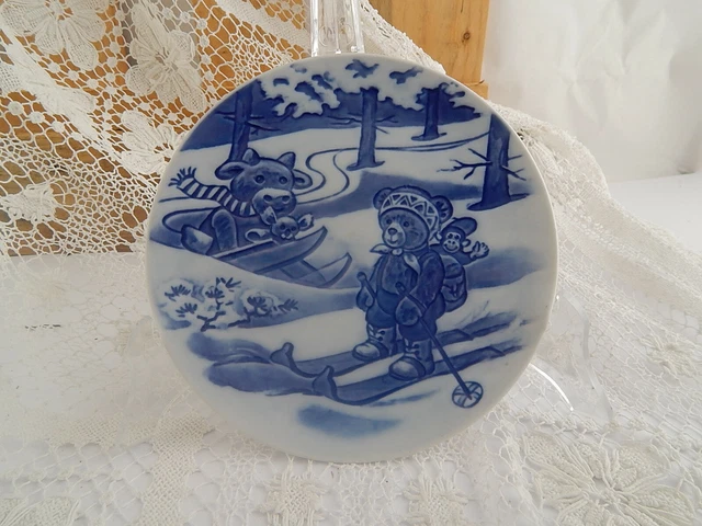 ROYAL COPENHAGEN BING & Grondahl Freddie & His Friends 2000 Dish China ...