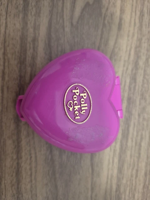 VINTAGE POLLY POCKET 1993 PRECIOUS PUPPIES PET PARADE Compact COMPLETE ...