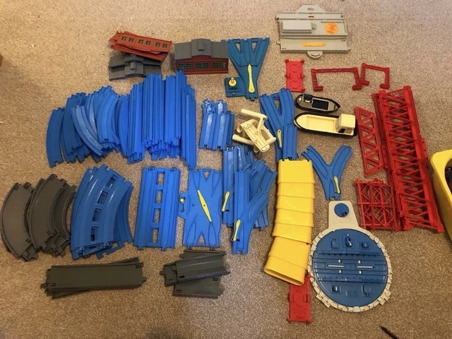 TOMY TRACKMASTER THOMAS & Friends Bundle PlaRail Blue Track £49.00 ...
