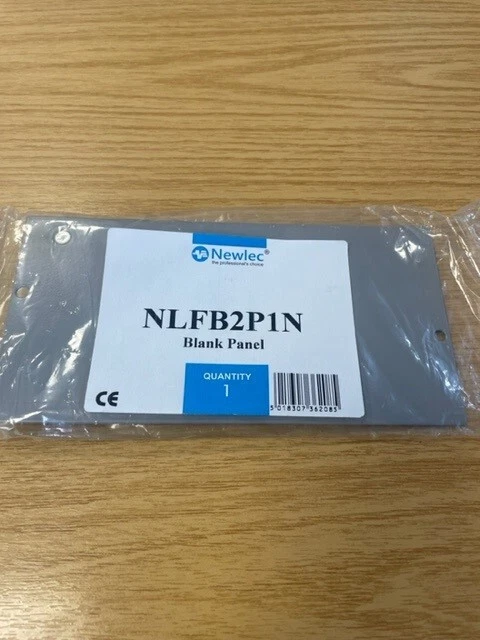 NEWLEC BLANKING PLATE For Floor Box 3 Compartment NLFB2P1N £5.00 ...