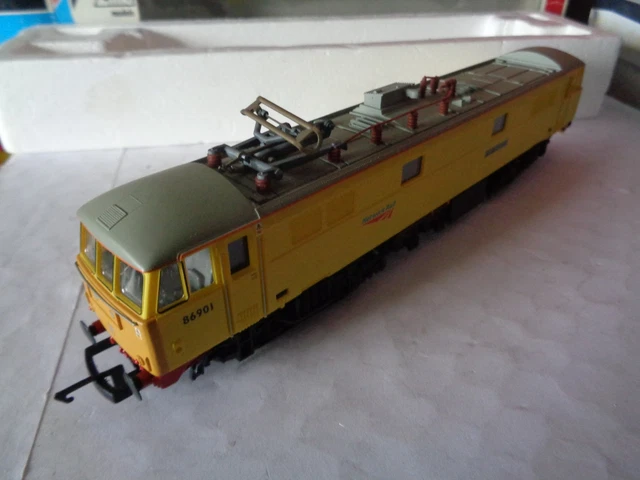 HORNBY CLASS 86 901 in Network Rail Yellow (Chinese made) £52.65 ...