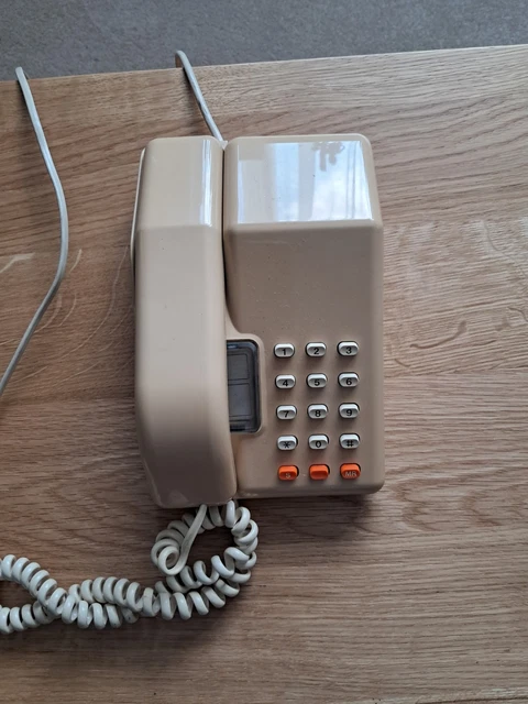 VINTAGE CORDED PHONE Old Fashioned 80s BT Landline, Retro, used £8.63 ...