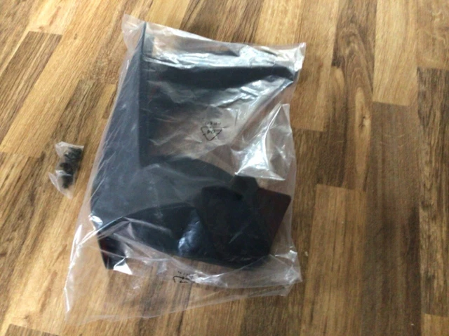 GENUINE BMW Z4 e85/86 rear mudflaps £55.00 - PicClick UK