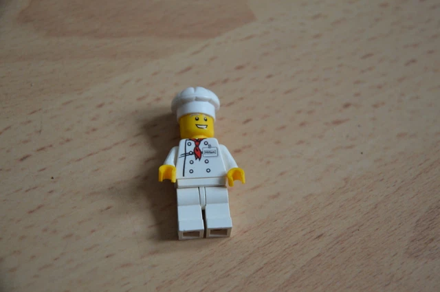 LEGO CERTIFIED PROFESSIONAL Hilton Paris Opera Chef Minifigure - Very ...