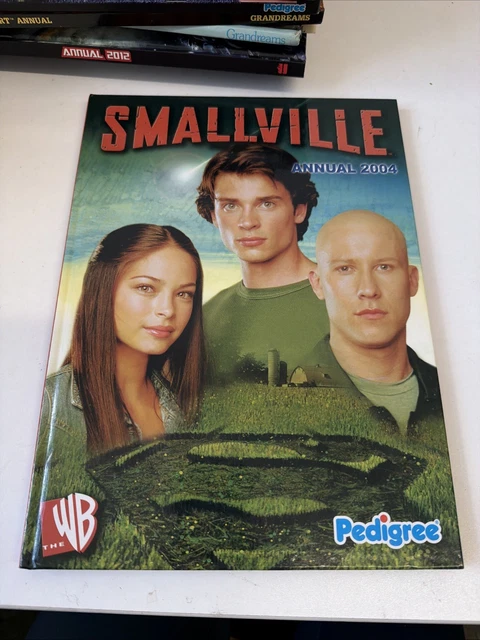 WARNER BROS PEDIGREE Smallville Annual Book 2004 Comic Hardback Tom ...