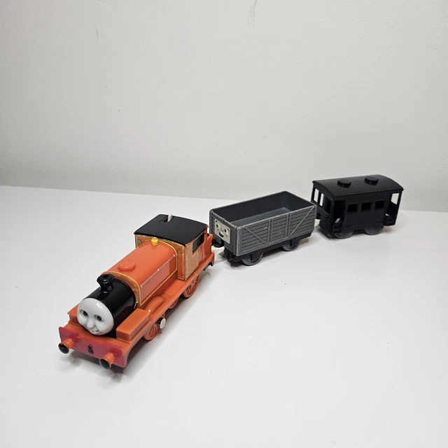 TOMY TRACKMASTER THOMAS the tank engine & Friends Billy Motorised ...