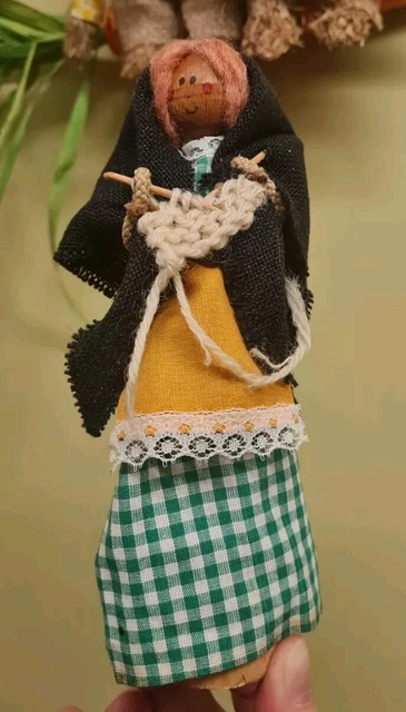 VINTAGE HANDMADE TRADITIONAL dress irish Colleen character doll Grange ...