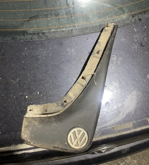 GENUINE VW GOLF Mk4 Bora Jetta Rear Right Votex Moulded Mud Flap 1J0 ...