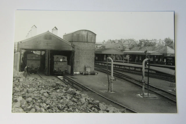 RWY1873 - LOCOMOTIVE 3314 WADEBRIDGE Railway Yard Shed - Real Photo £4. ...