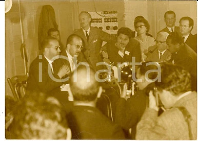 1961 CONFÉRENCE D'EVIAN pour l'ALGERIE - Redha MALEK pendant son ...