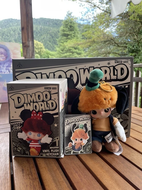 DIMO WORLD X Disney vinyl plush keychain Goofy’s prank EUR 99,00 ...