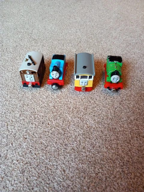 THOMAS THE TANK Engine Percy, Thomas, Flora And Toby Engines. Take N ...