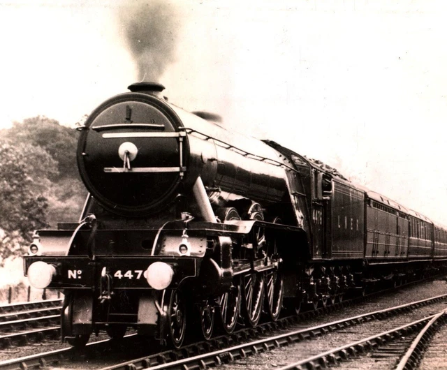 LNER 4-6-2 4476 Royal Lancer locomotive steam train Railway RPPC ...