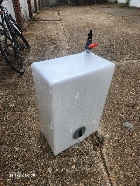 150 LITRE FLAT Water Tank Storage Tank - 5 Inch Lid Wt079F £99.00 ...