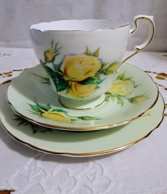 VINTAGE PARAGON TEACUP Trio Yellow Roses Fine Bone China $50.50 ...