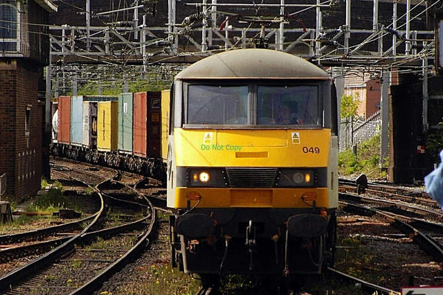 C3 6X4 GLOSSY Photo Freightliner Class 90 90049 @ Stafford £1.00 ...