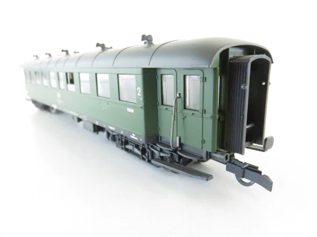(ANS023) ROCO 44550 H0 AC Eilzugwagen 2.Kl. B4ywe der DB, exact 1:87 ...