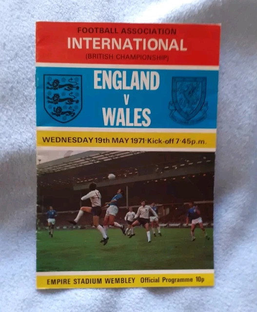 7 ENGLAND V Wales Football Programmes. 1971-79 £4.35 - PicClick UK
