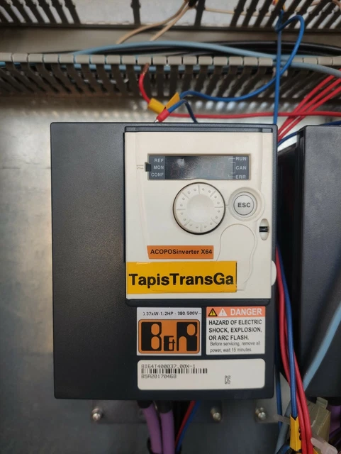 VARIATEUR DE FRÉQUENCE b&r acopos inverter 8i64t400037 00x-1 0,37 KW ...