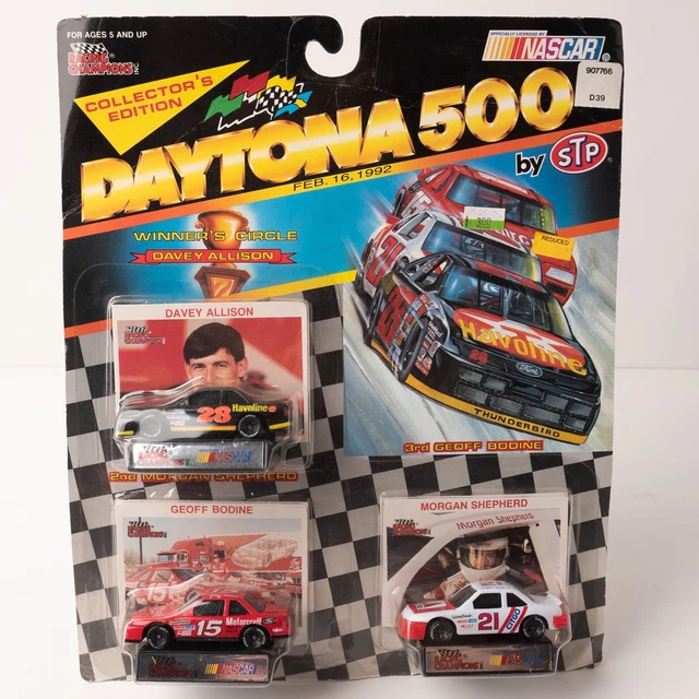 VINTAGE RACING CHAMPIONS Daytona 500 STP Winners Circle 3 Die Cast Race ...