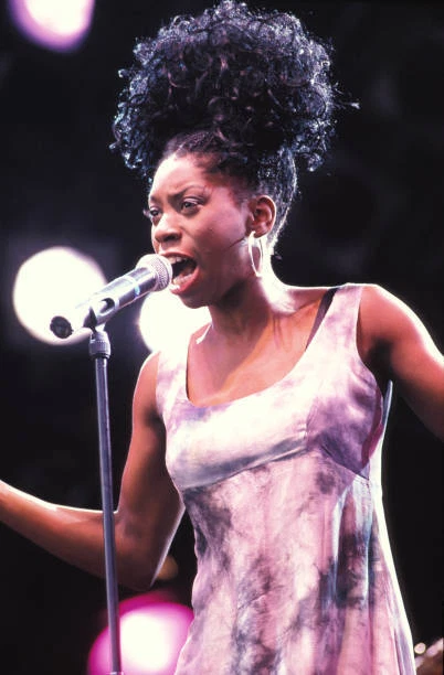 HEATHER SMALL AND M People, Heather Small Performing 1990s Old Music ...