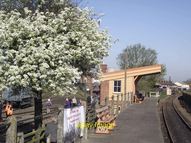 PHOTO 6X4 MAIN Line Platform at Didcot Railway Centre c2017 EUR 2,53 ...