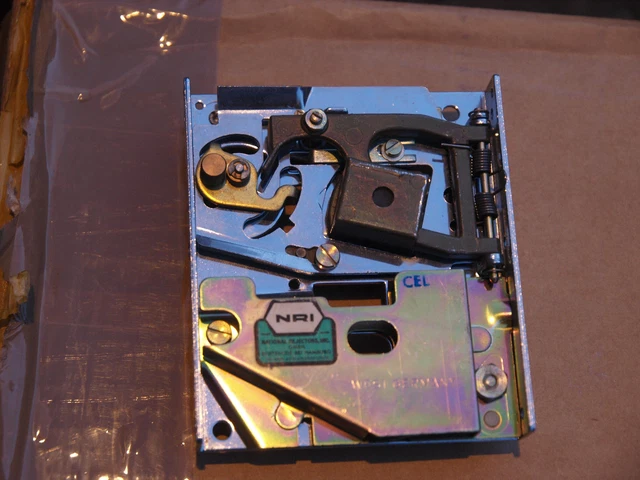 PINBALL ARCADE SLOT machine S10 Coin Mech Mechanism Flipper Williams ...