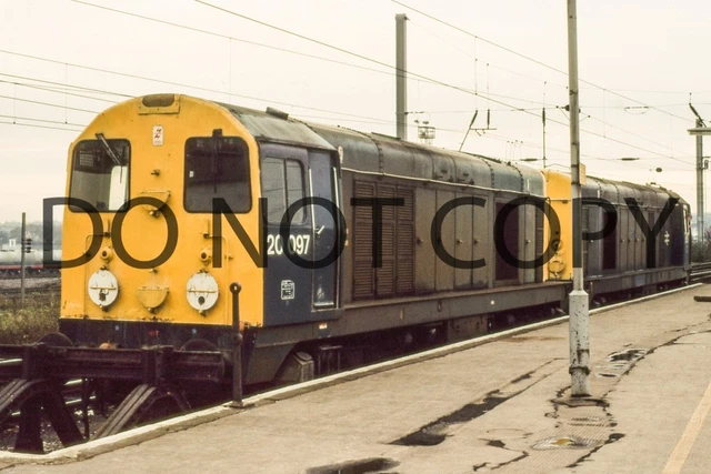 UK DIESEL TRAIN Railway Photograph Of Class 20 20097 Loco. (Rm20-163) £ ...