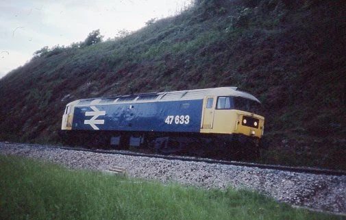 ORIGINAL COLOUR SLIDE of 47633 BR class 47 diesel loco £1.75 - PicClick UK