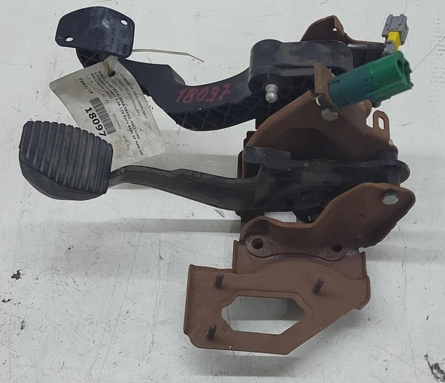 CITROEN C3 (A51)1.2B 12V 82Hp Berl 09-17 Brake/Clutch Pedal Cod ...